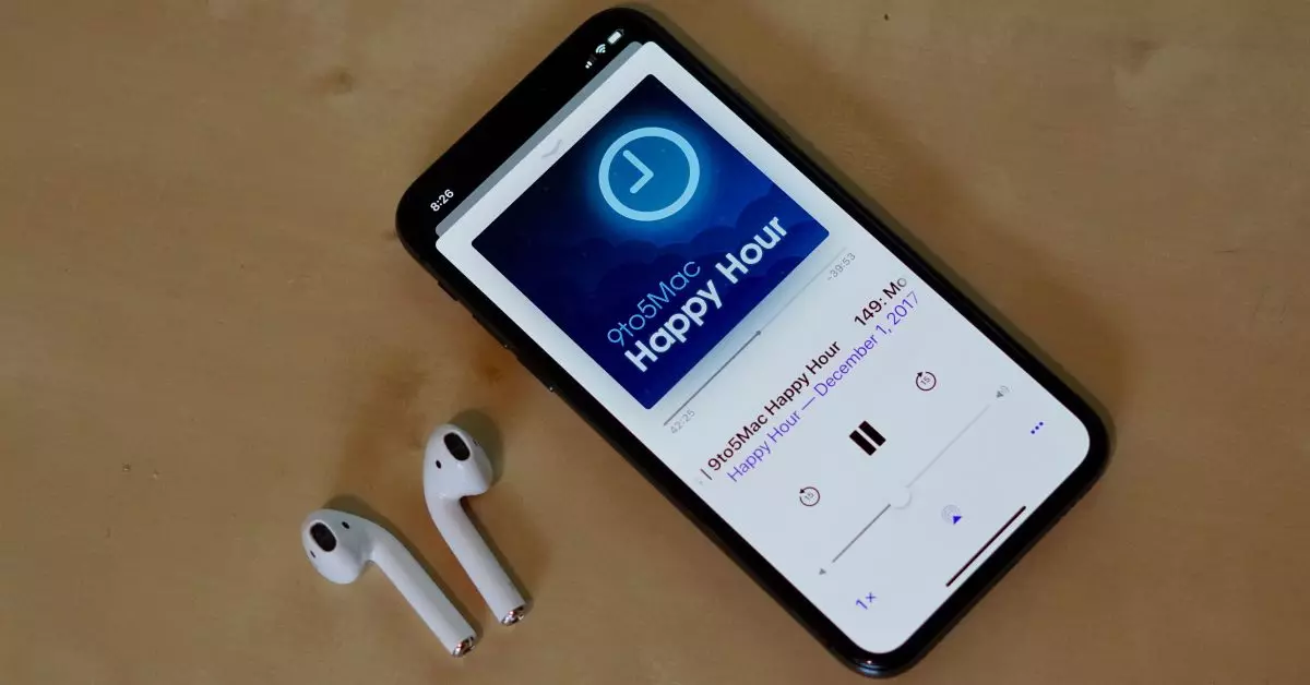 Apple Podcasts-ek hazten jarraitzen du lehen saioak 500 milioi deskarga lortu baititu, katalogoak 555 K gainditzen dituelako