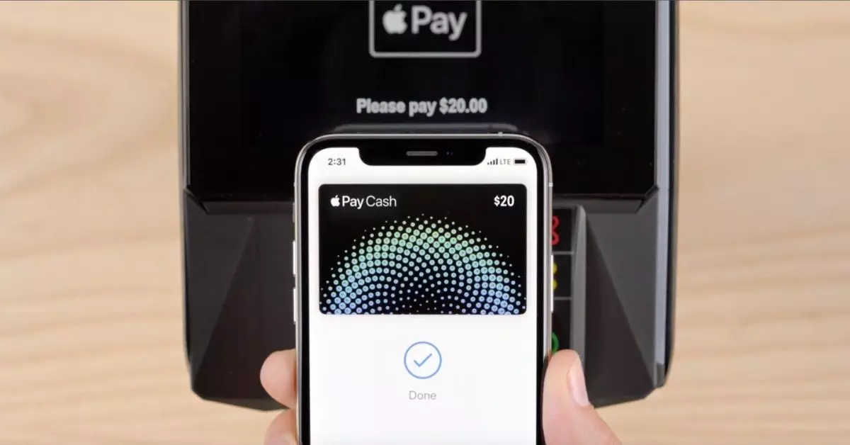 Volume transaksi Apple Pay dan pertumbuhan pengguna baru melampaui PayPal, kata Tim Cook