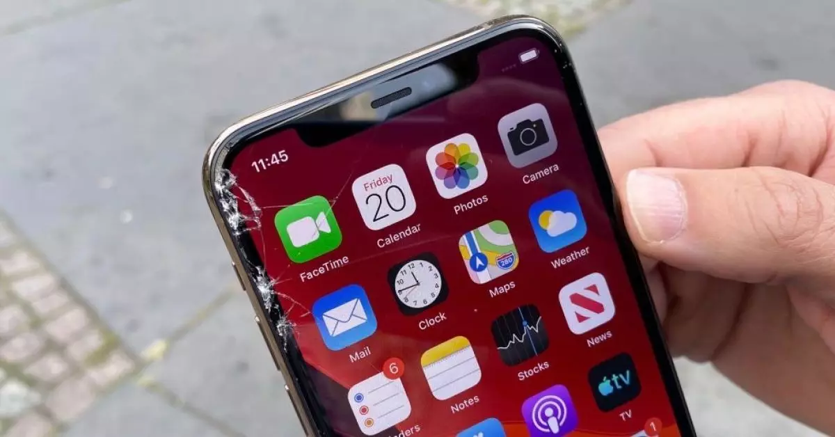 Le "verre le plus résistant d'un smartphone" de l'iPhone 11 mis à l'épreuve