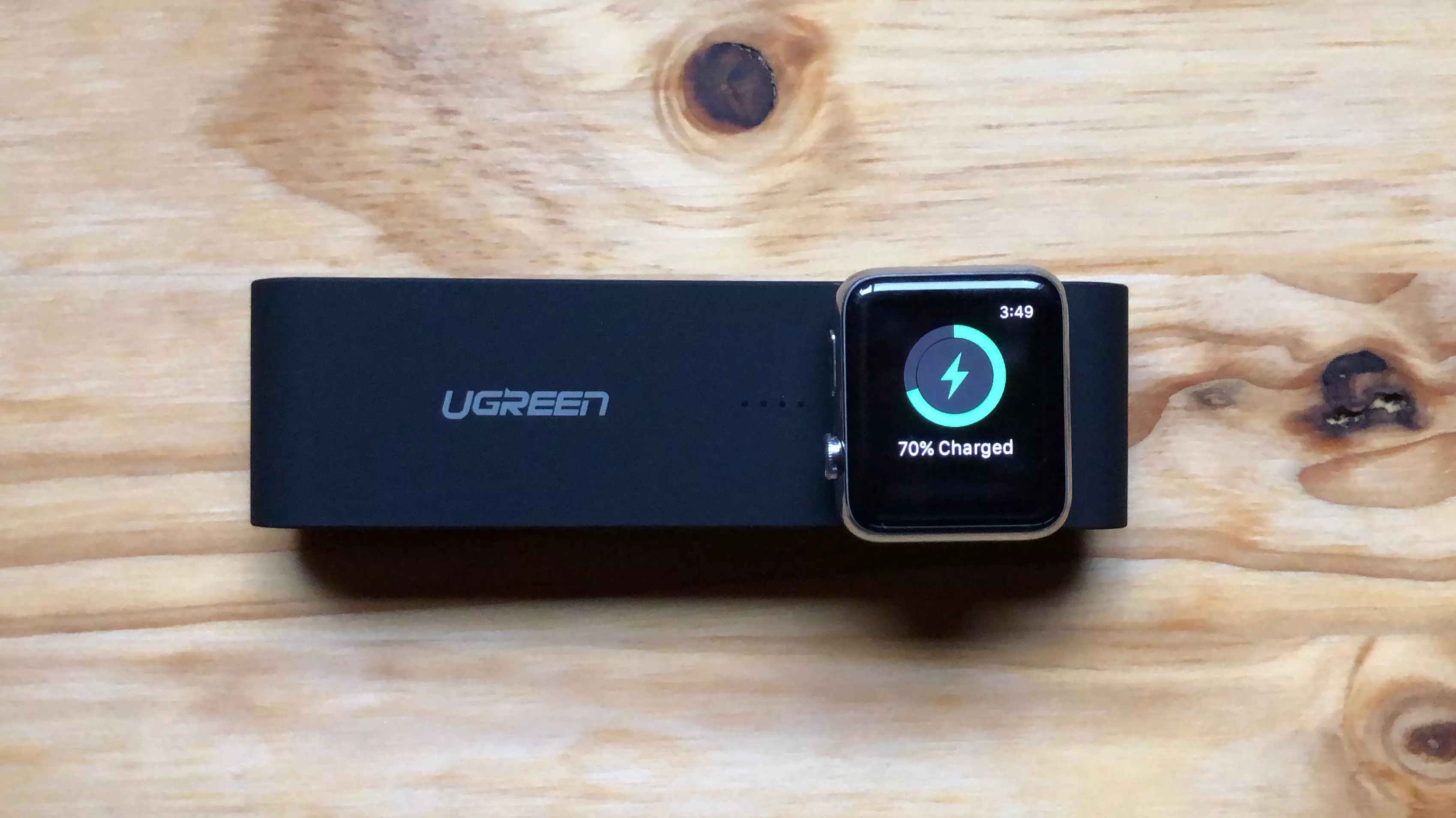 Recenzia: Najnovšia MFi Power Bank od UGreen pre Apple Watch obsahuje vstavaný Lightning kábel 78533_8