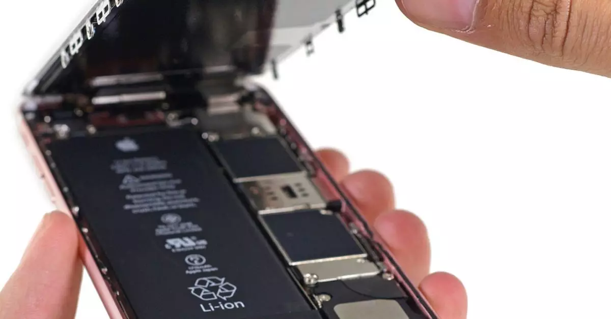 Déi lescht iPhone Batterie Prozess fuerdert datt de Recyclingsprogramm suspendéiert gëtt