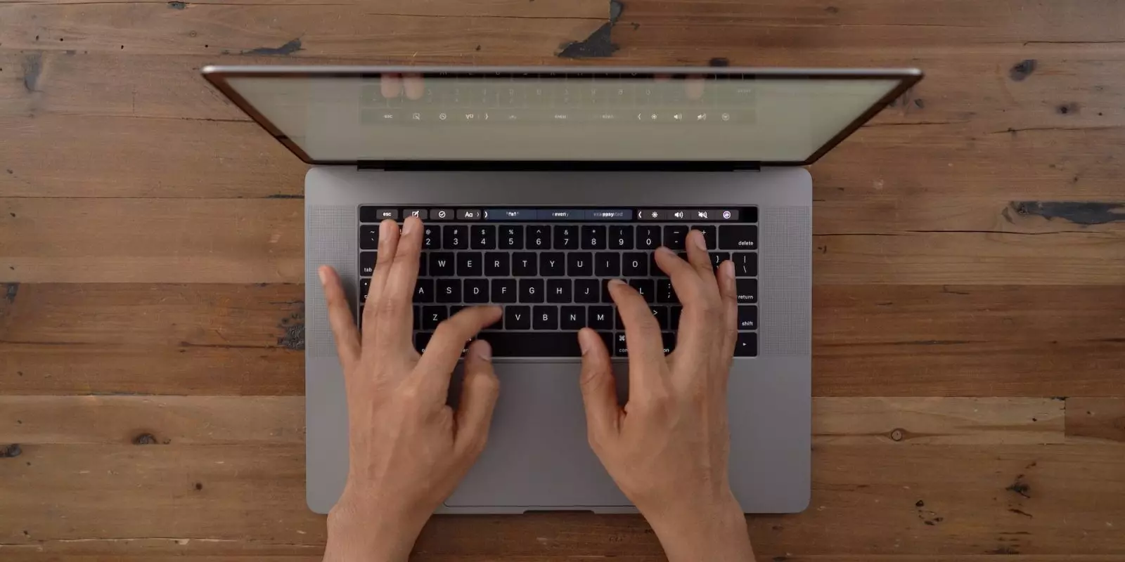 MacBook Pro cov keyboard