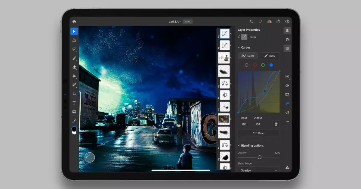 Adobe e tlisa Curves ho Photoshop ho iPad, tšehetso ea ProRes RAW ho Premiere Pro le After Effects, ho feta.